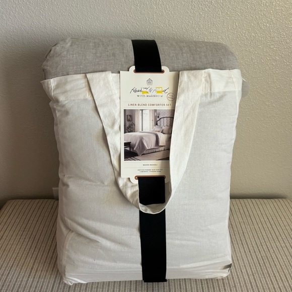 Hearth & Hand | Bedding | Nwt 3pc Fullqueen Linen Blend Comforter Set ...